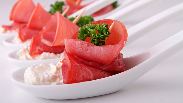 5 Characteristics of a Finger Food menu | Dini Catering